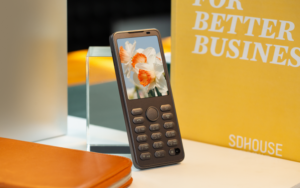 QIN F30 MOBILE PHONE – kosher comunication